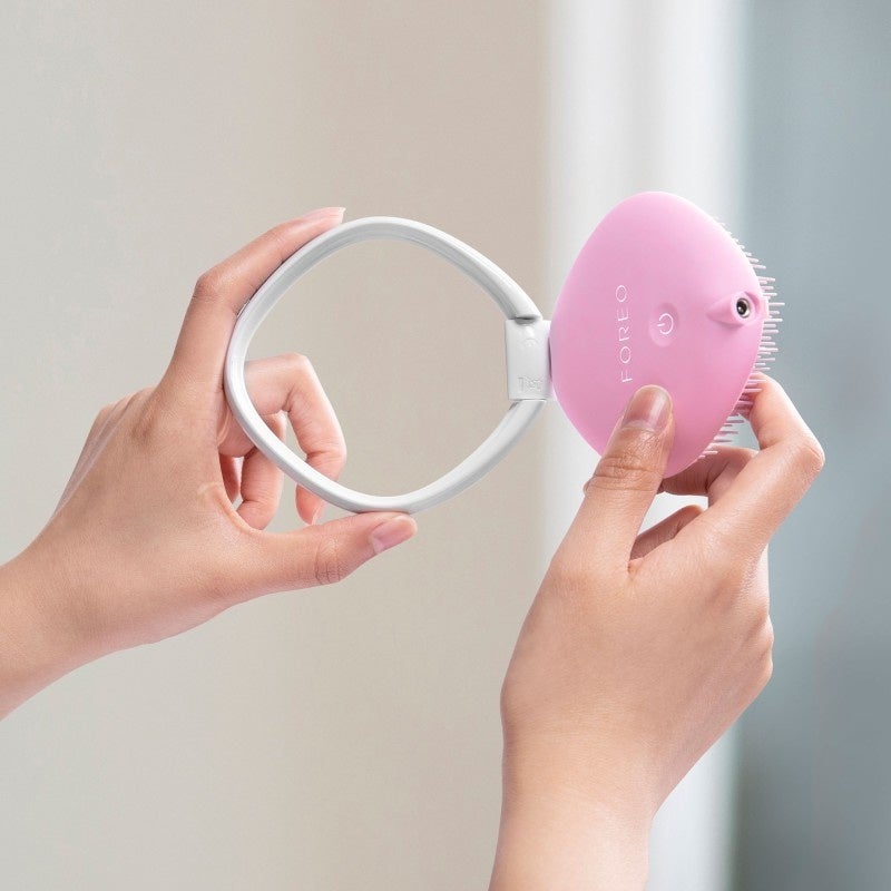 FOREO Flip Play 2-in-1 Haarbürste tickle me pink | Zur Rose Shop